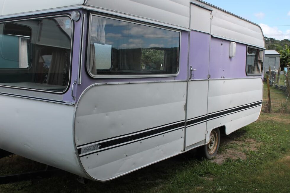 17FT LITEWEIGHT - North Auckland Caravans & Riverhead Caravan Sales